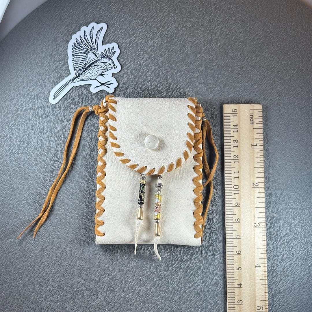 White Deer Skin Pouch to Keep a Treasure In. 2 1/2 Ins X 3 1/2 Ins Kate ...