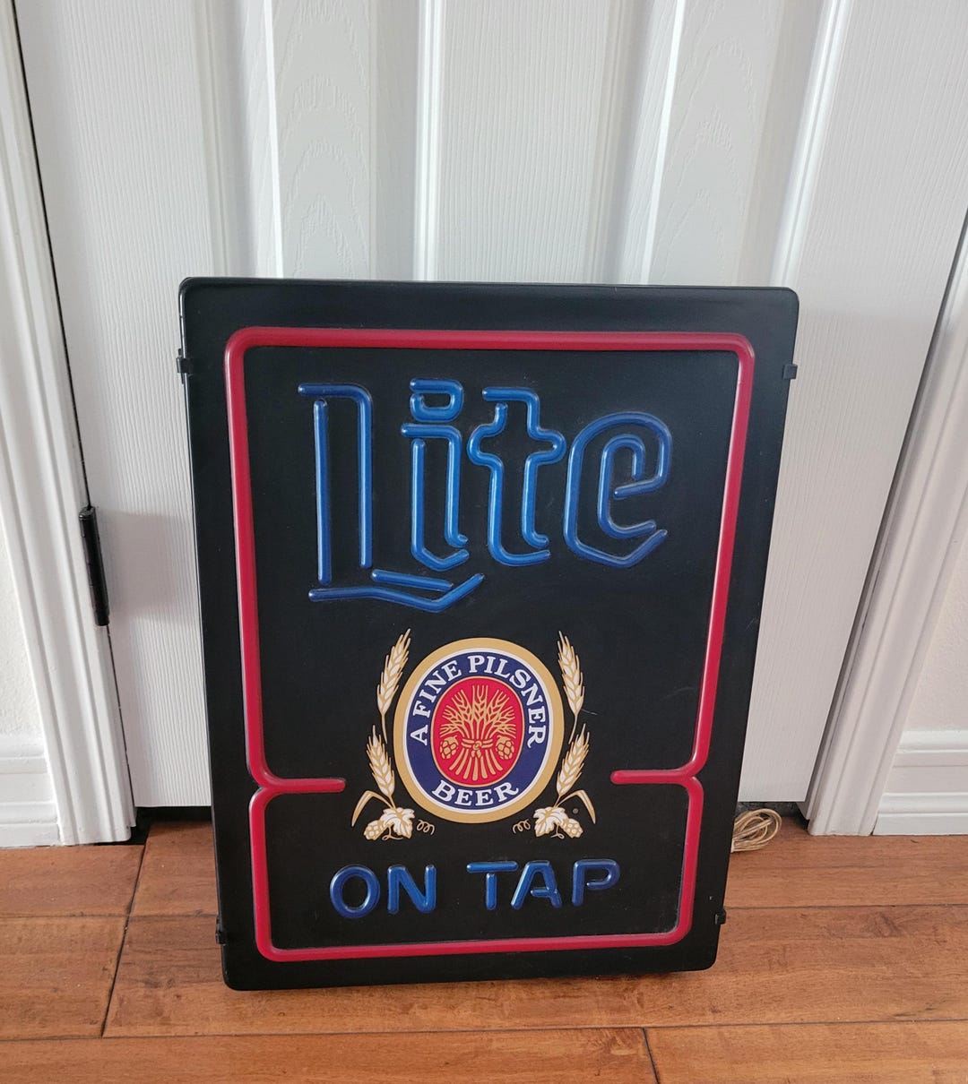 Miller Lite Lighted Beer Sign. Vintage From 1984. Works. Great for Your ...