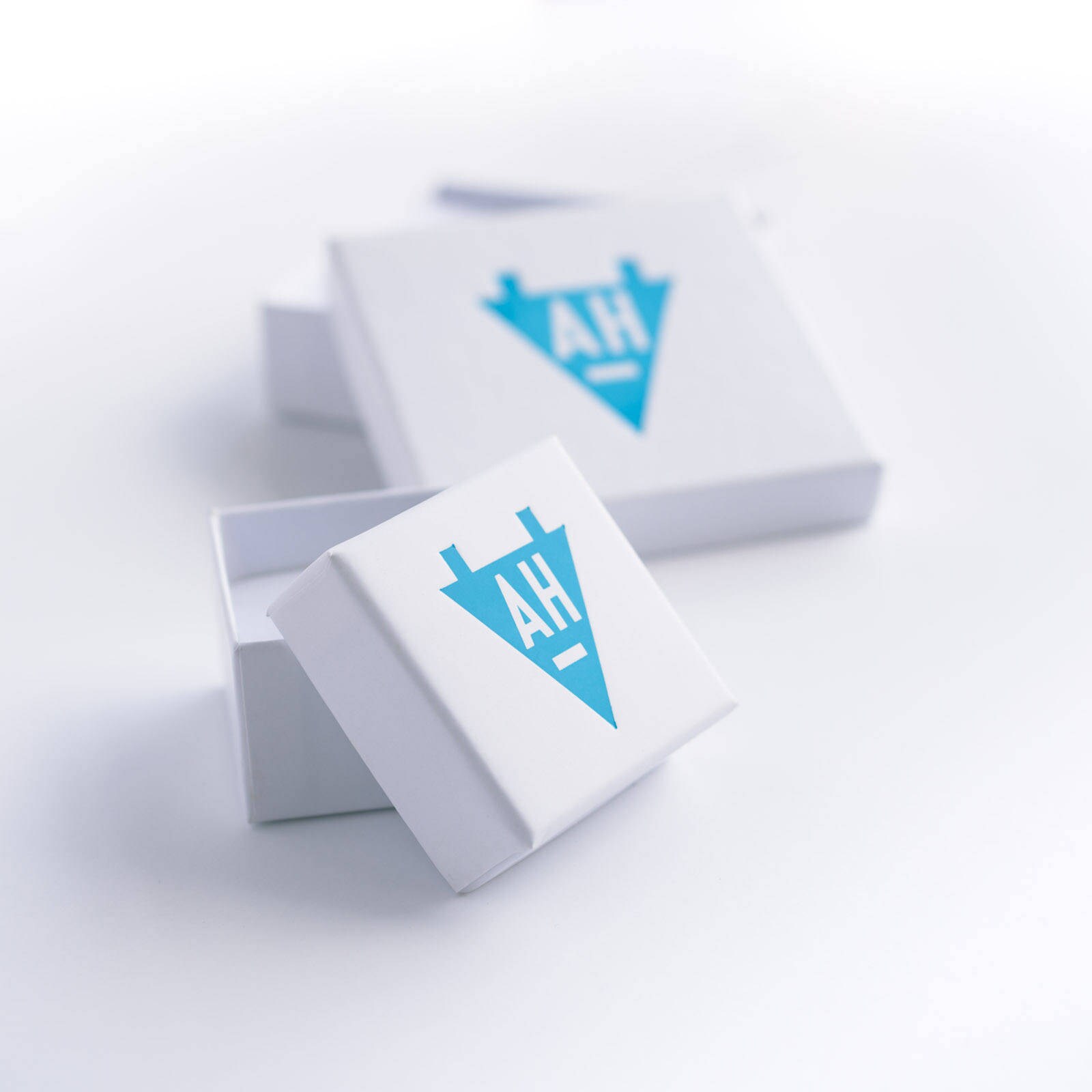 Metrica Duo Kite Necklace / Silver Kite Pendant / Recycled - Etsy