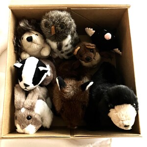 The Mitten Finger Puppet Gift Boxed Set Snow White Mittens & 8 Finger ...