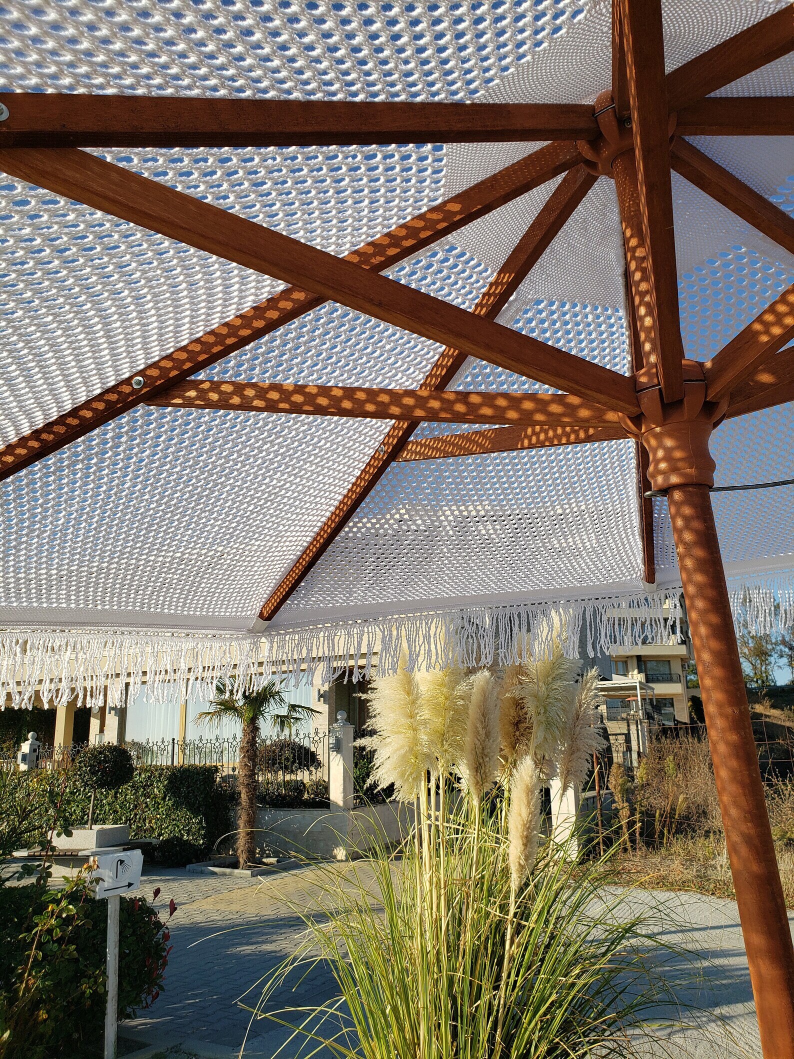 Macrame Boho Beach Parasol With White Cotton Yarn Canopy With Fringe ...