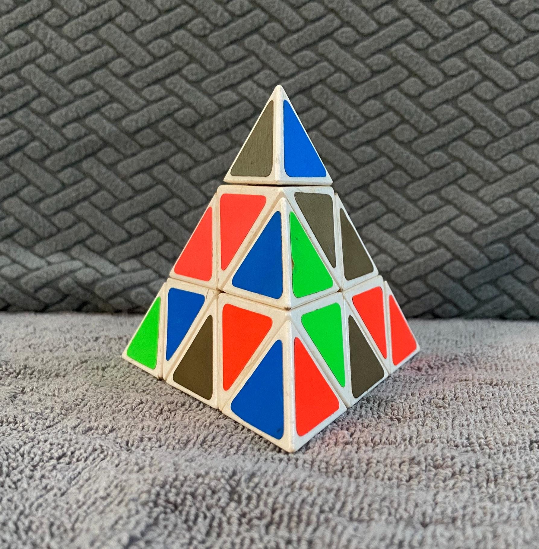 RUBIX Vintage Toy 3x3x3 PYRAMIX by Tony 80s Magic Puzzle Triangle Game ...