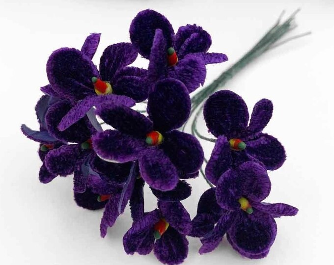 12 Czech Velvet Violets Millinery Fabric Flowers NFC038PUR - Etsy