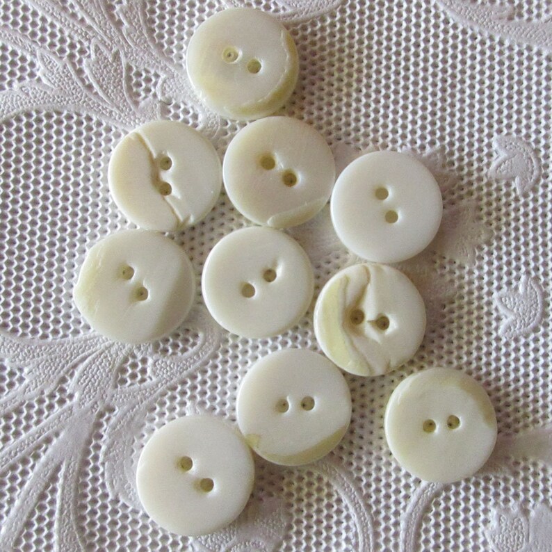 10 Vintage Mother of Pearl Nacre Buttons Ivory Shell Buttons - Etsy
