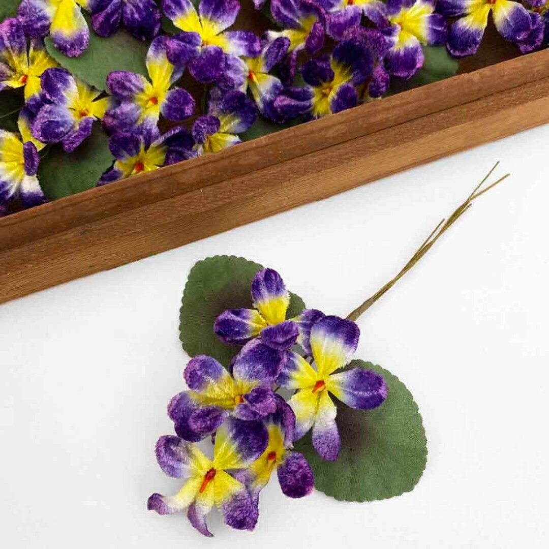 Czech Velvet Violets Millinery 5 Flowers Dark Purple With Yellow ...