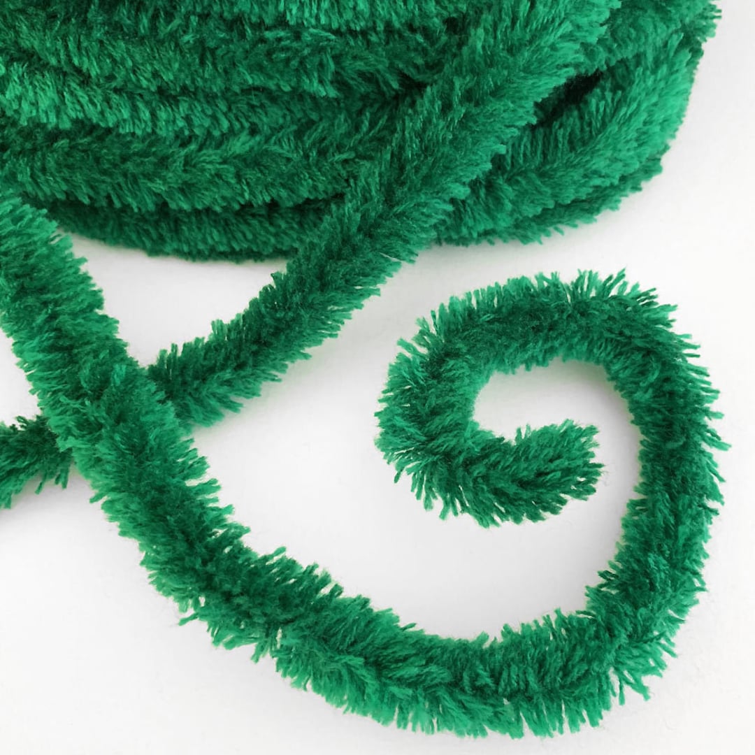 Czech 2 Yards Wired Yarn Trim in Green ~ Soft and Fluffy ~ CYC-22-GR - Etsy