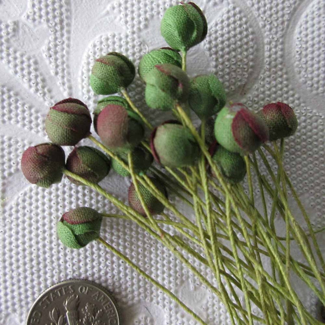 36 Vintage East Germany Flower Buds Petite Tiny Green Ombre Fabric ...