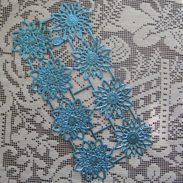 Dresden Trim Paper Foil Light Blue Snowflakes Medallions Halos - Etsy