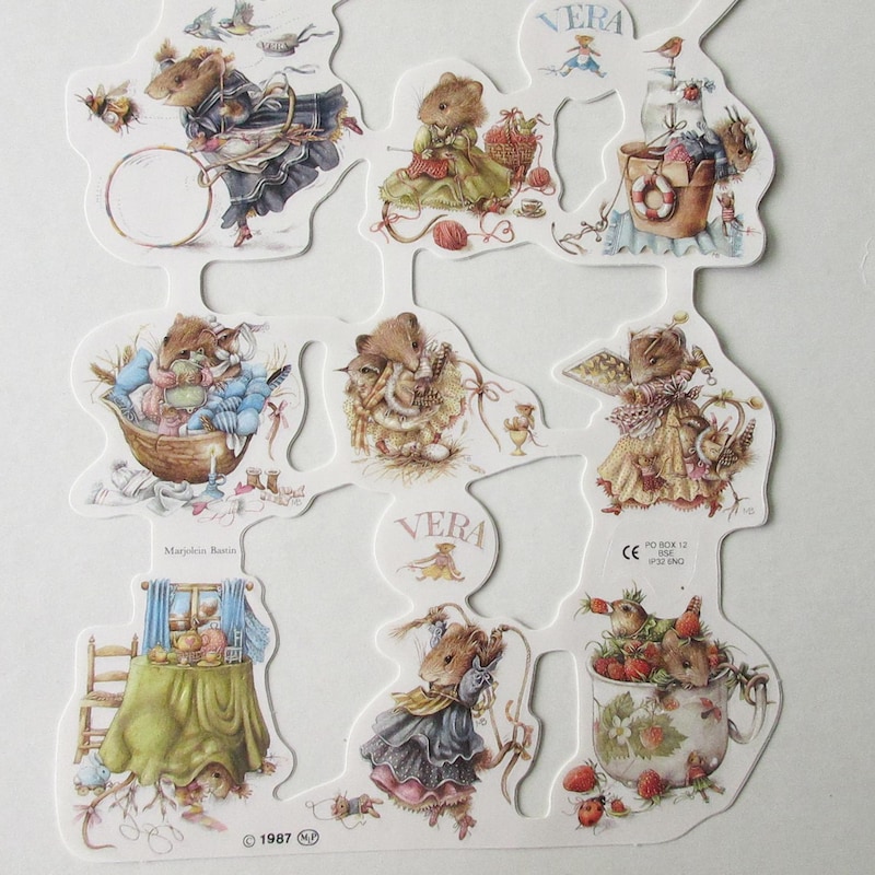 Vera the Mouse - Etsy