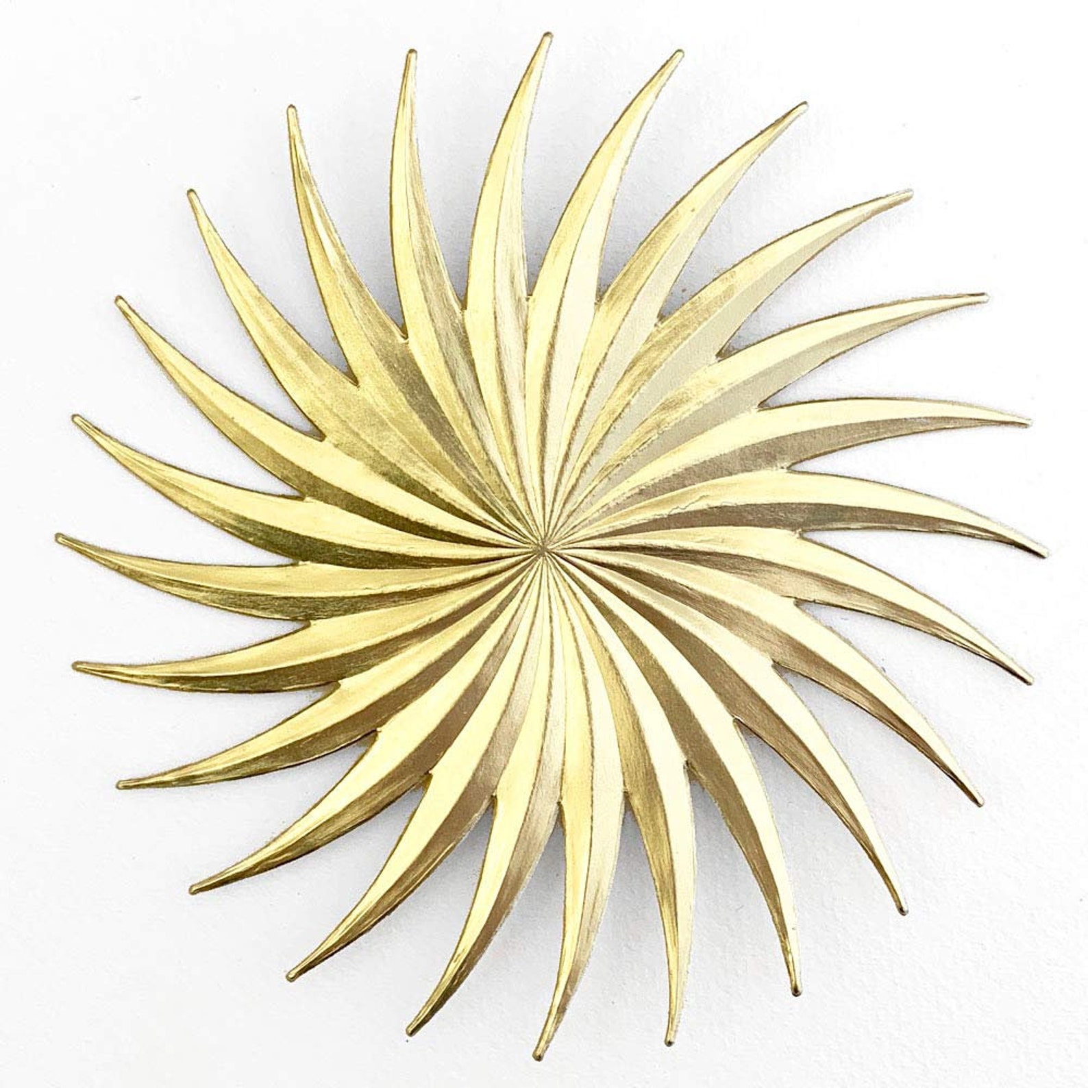 2 Extra Large Gold Dresden Stars Comets or Halos Paper | Etsy