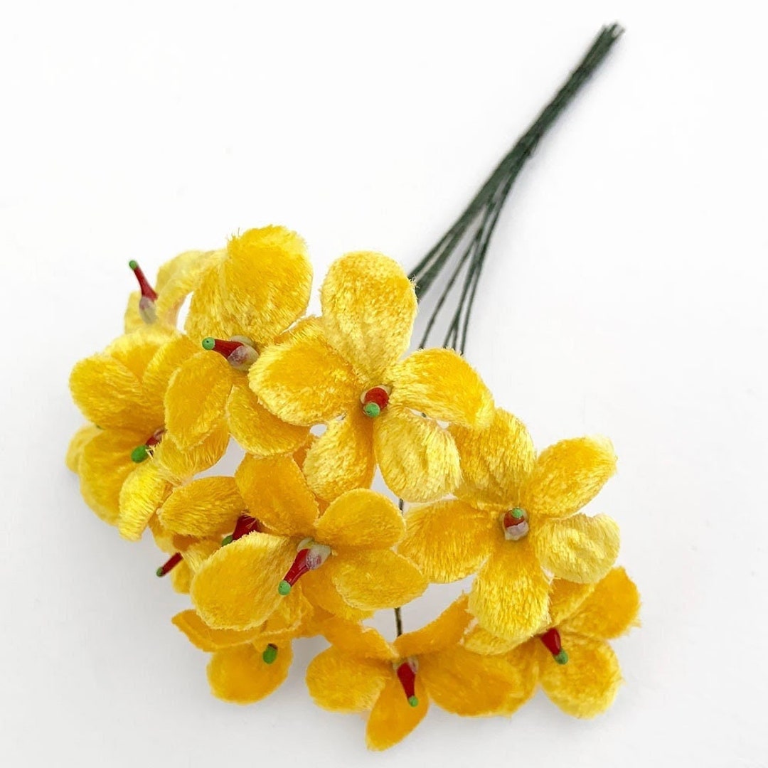 12 Czech Velvet Violets Millinery Fabric Flowers in Yellow NFC038Y - Etsy