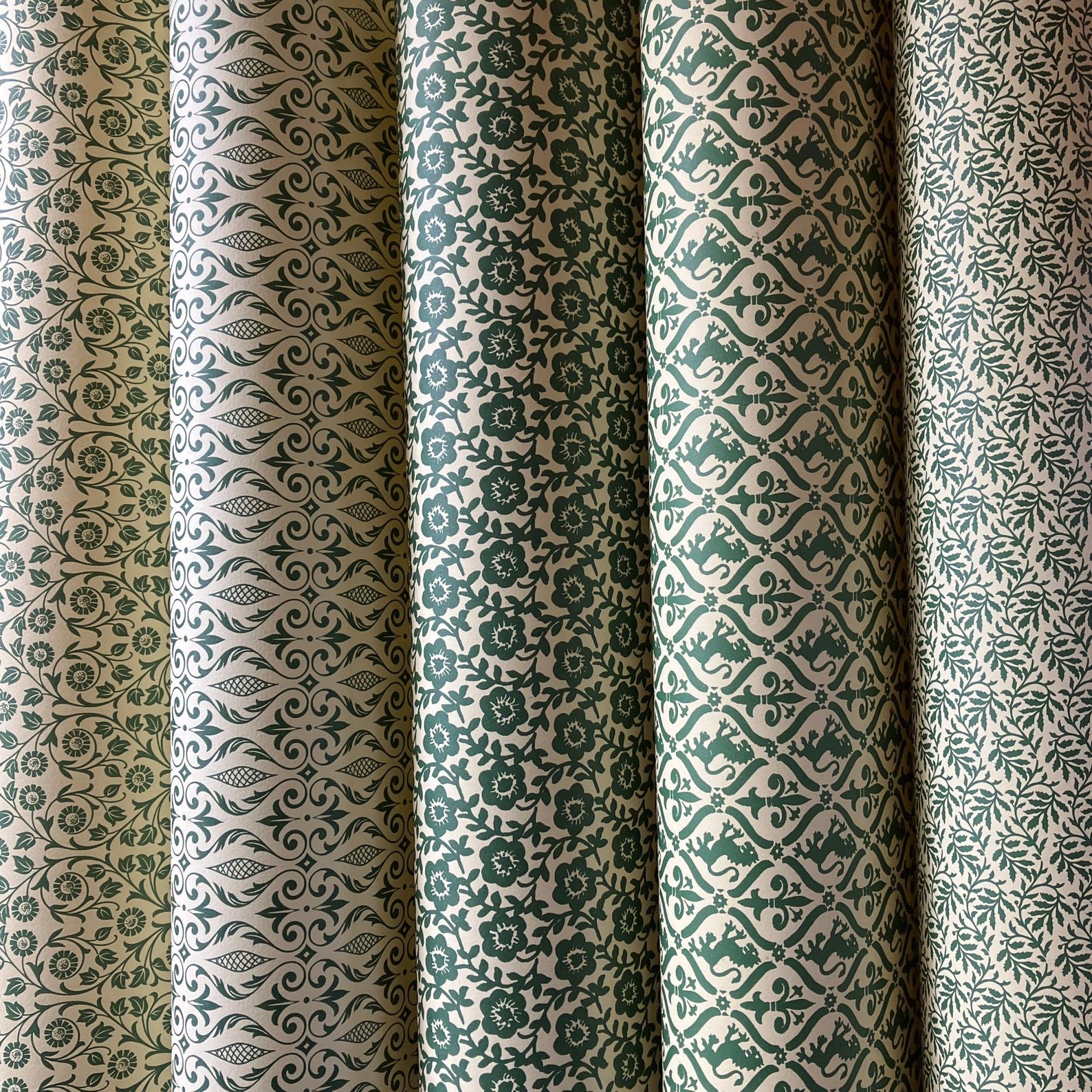 From Italy 2 Sheets Italian Green Rose and Leaf Print Paper ~ Carta ...