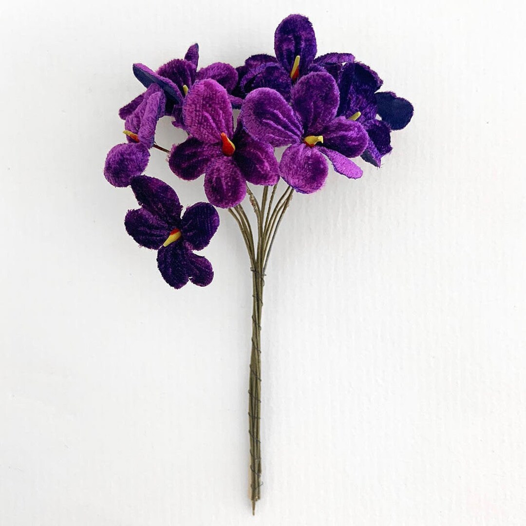 12 Czech Velvet Violets Millinery Fabric Flowers NFC038PUR - Etsy