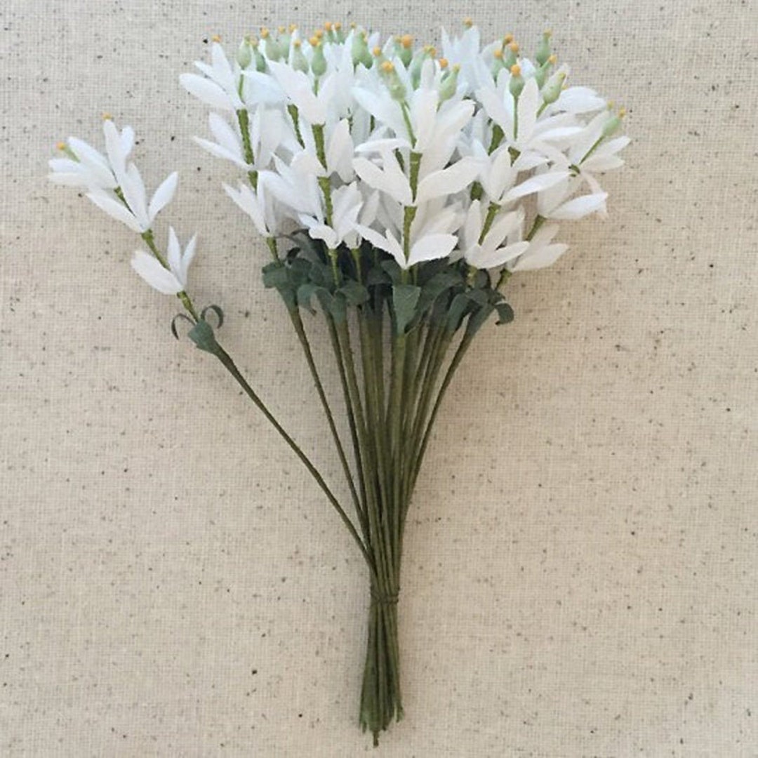 Vintage Germany Flowers Bundle of 24 White Fabric Millinery Wildflower ...