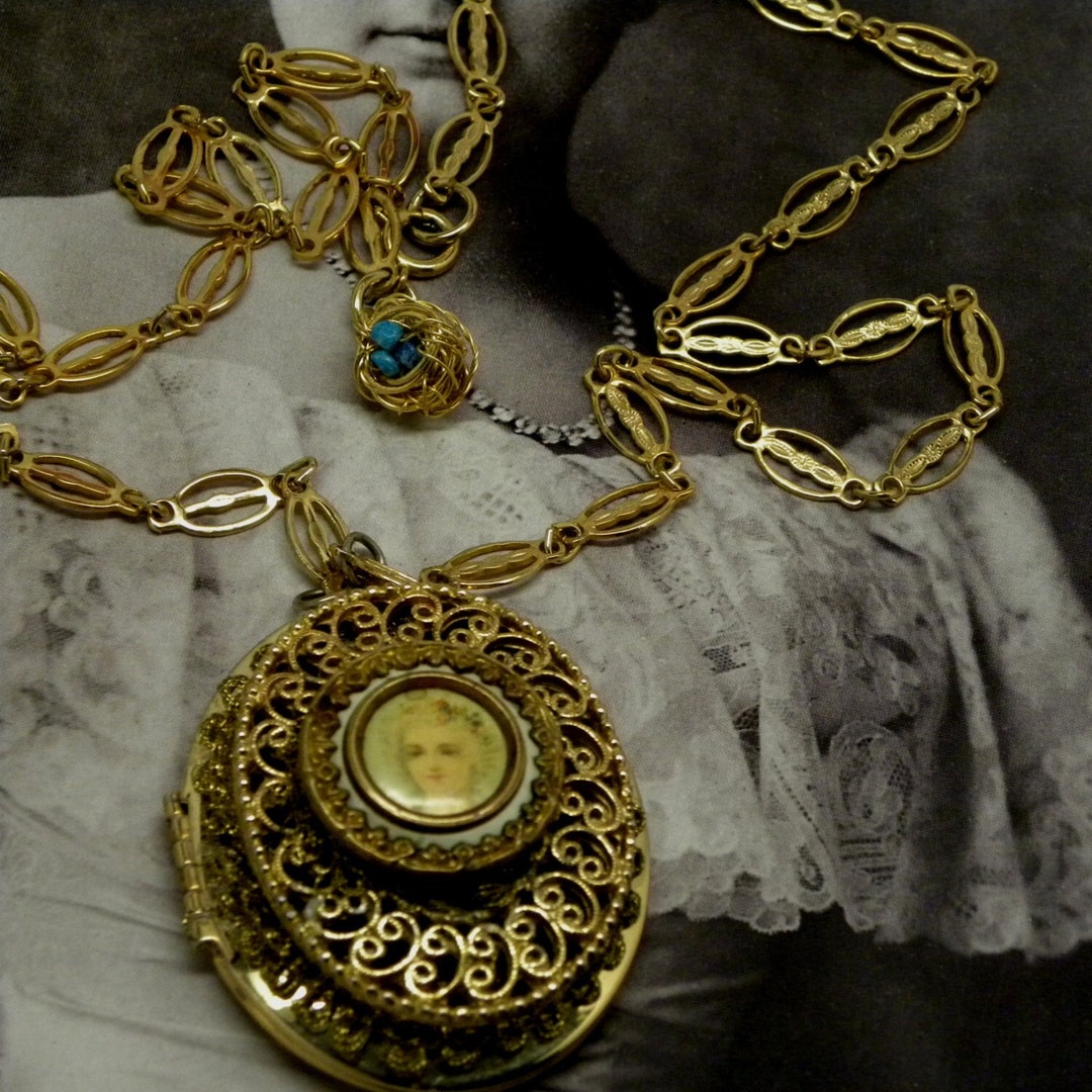 Romantic Antique 19th C Portrait Button Photo LOCKET Assemblage ...