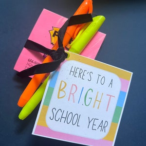 Teacher Gift - Here's to A Bright Year Gift Tag - Etsy