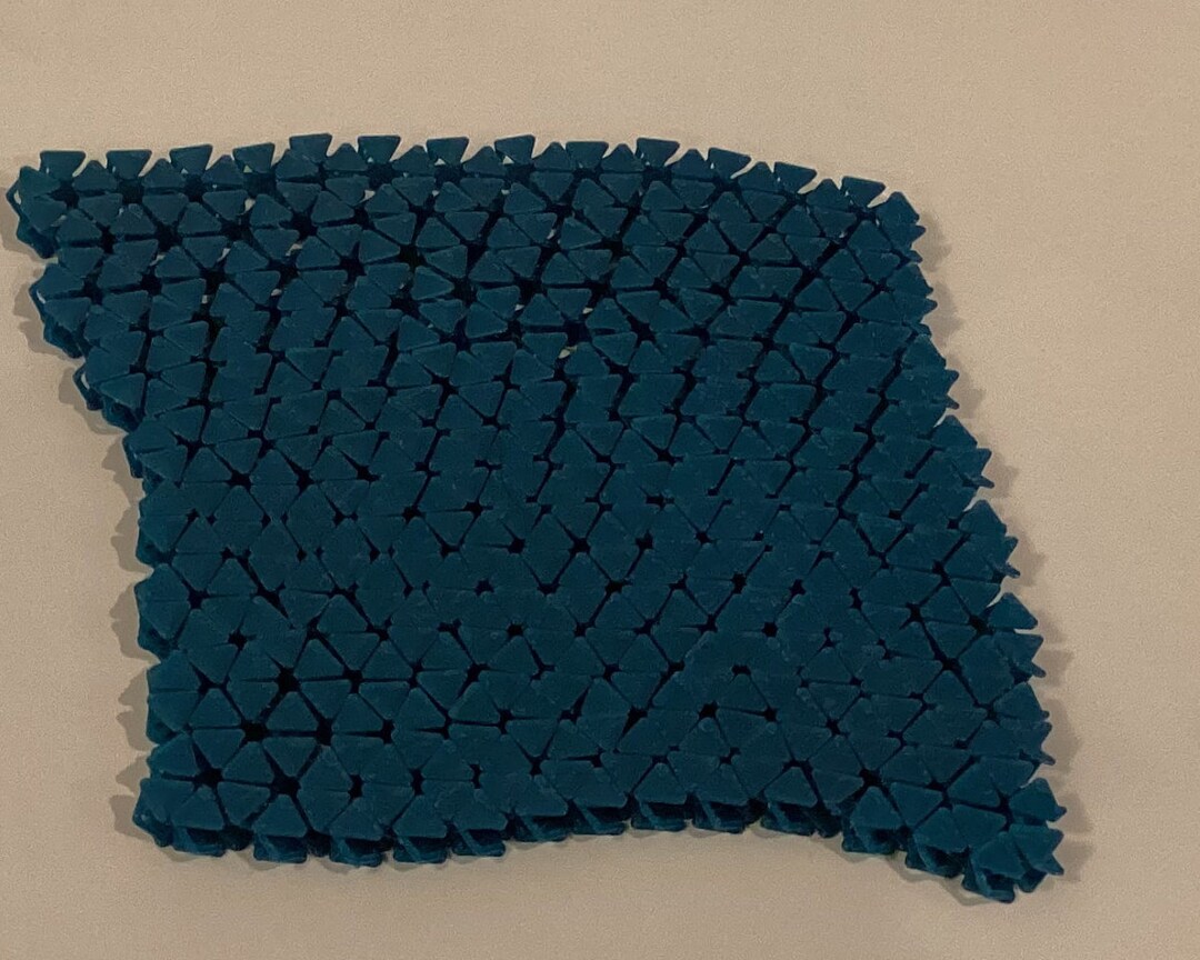 Chose a 3D Printed Fidget: Spinner, Flexible Fabric, Tornado, or ...