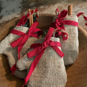 Set of 3 Handmade Vintage Linen Mitten Ornies, Little Mitten ...