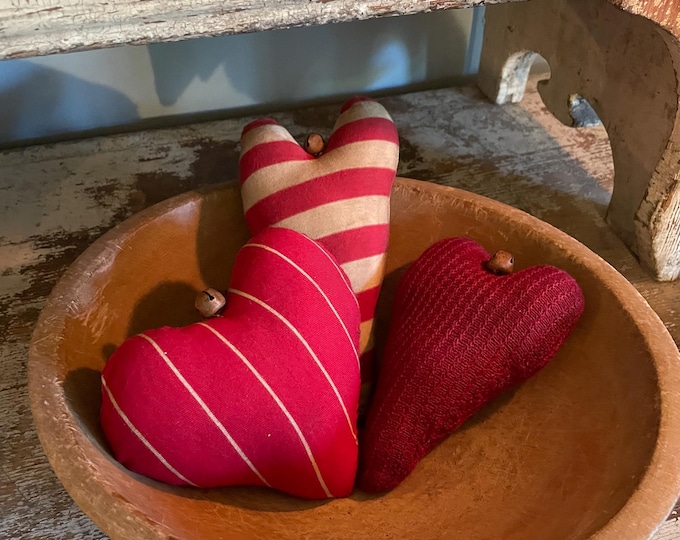 Primitive Handmade Fabric Heart in Old Spring, Valentine, Country Home ...