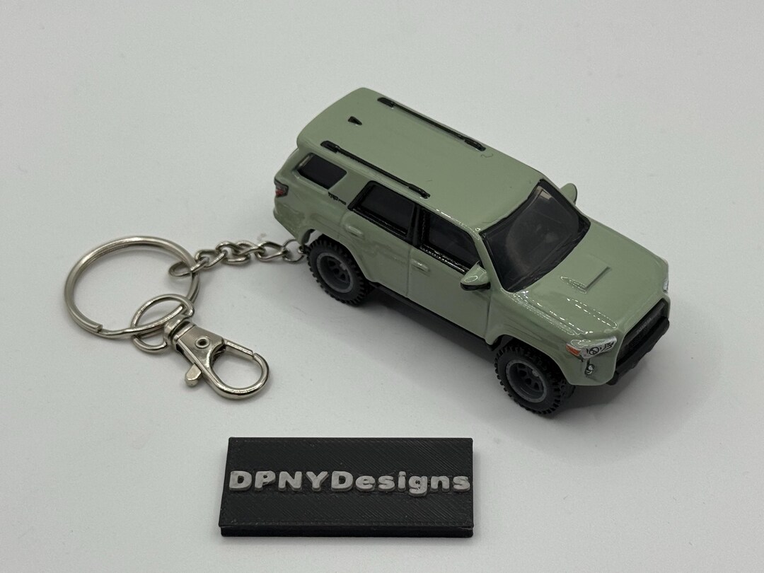 Custom ‘18 Toyota 4runner (green) Diecast Keychain | Car Culture Gift ...