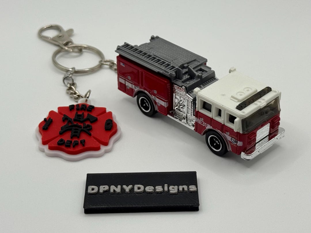 Custom Pierce Arrow XT Fire Truck (red/white) Keychain | Diecast Fire ...