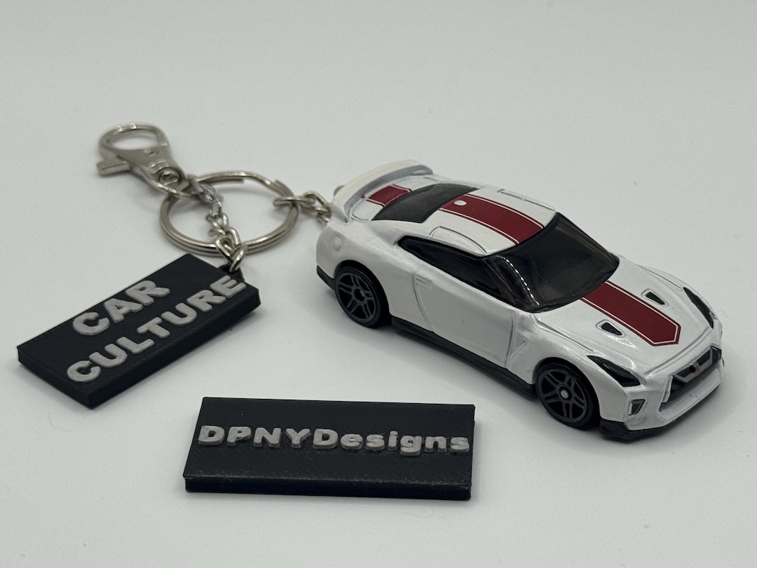 Custom ‘17 Nissan GT-R (R35) (white/red) Diecast Keychain | Car Culture ...