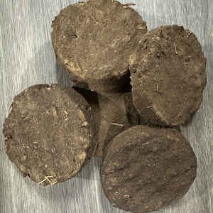 Pooja Havan Cow Dung Cakes for Religious Agnihotra & Rituals (pack of ...
