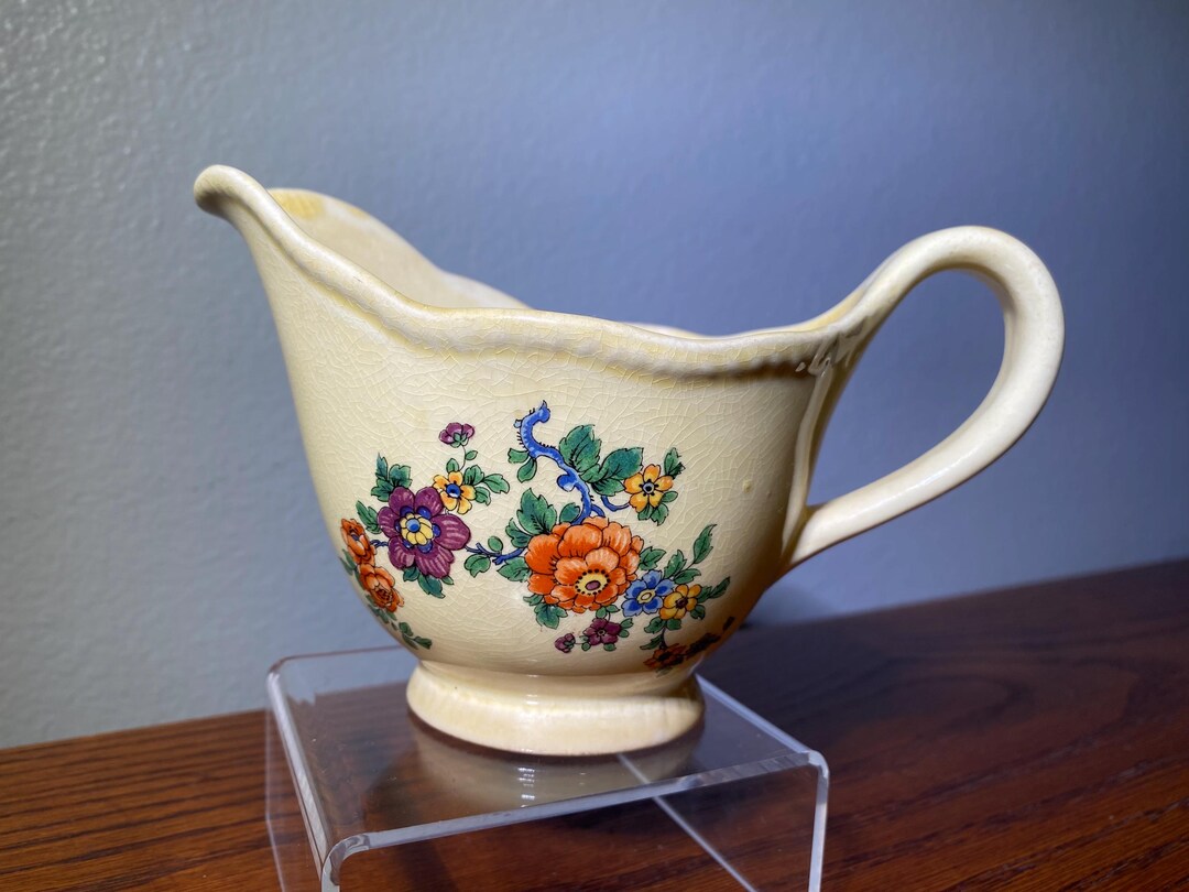 Homer Laughlin Uranium Glazed Creamer / Gravy Boat - Etsy