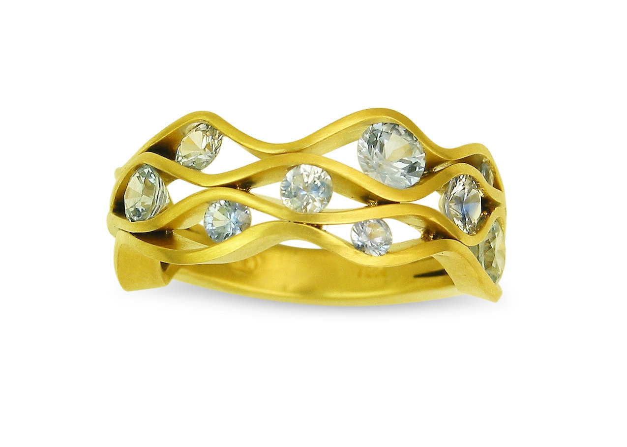 Sri Lankan Blue Sapphire & 22k Gold Wavy Ring Made With 100 Percent ...