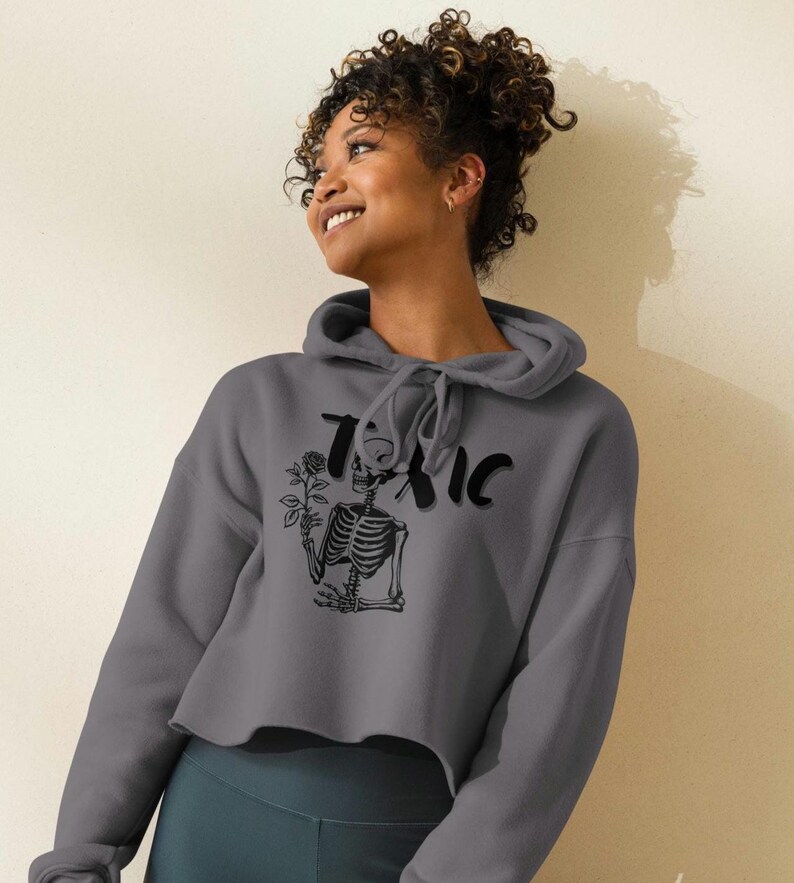Toxic Women Crop Hoodie Stylish Fit Trendy Hoodie Print Graphic Design ...
