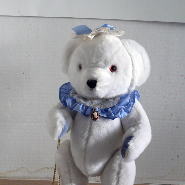 House of Nisbet Bear - Etsy