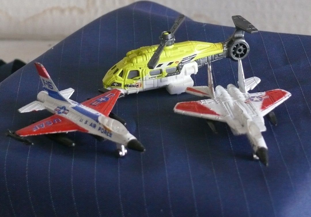 Metal General Dynamic F16 Metal Airplane, F16 Eagle A15 and Metal ...