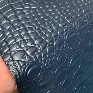 Crocodile Pattern Cowhide Leather - Premium Embossed Cowhide in Black ...