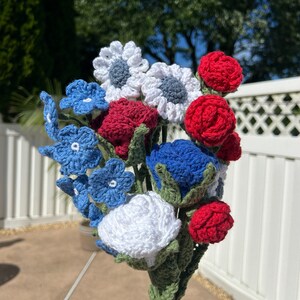 Crochet Flower Bouquet, Red White and Blue Flowers, USA Decor, Fake ...
