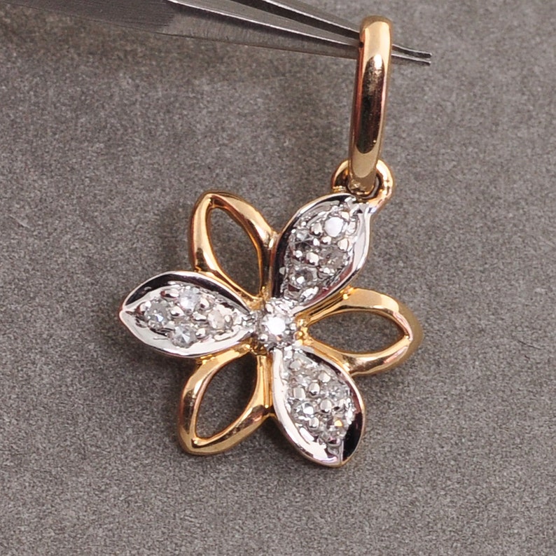 Solid 14K Yellow Gold Diamond Flower Charm Necklace Pendant - Etsy