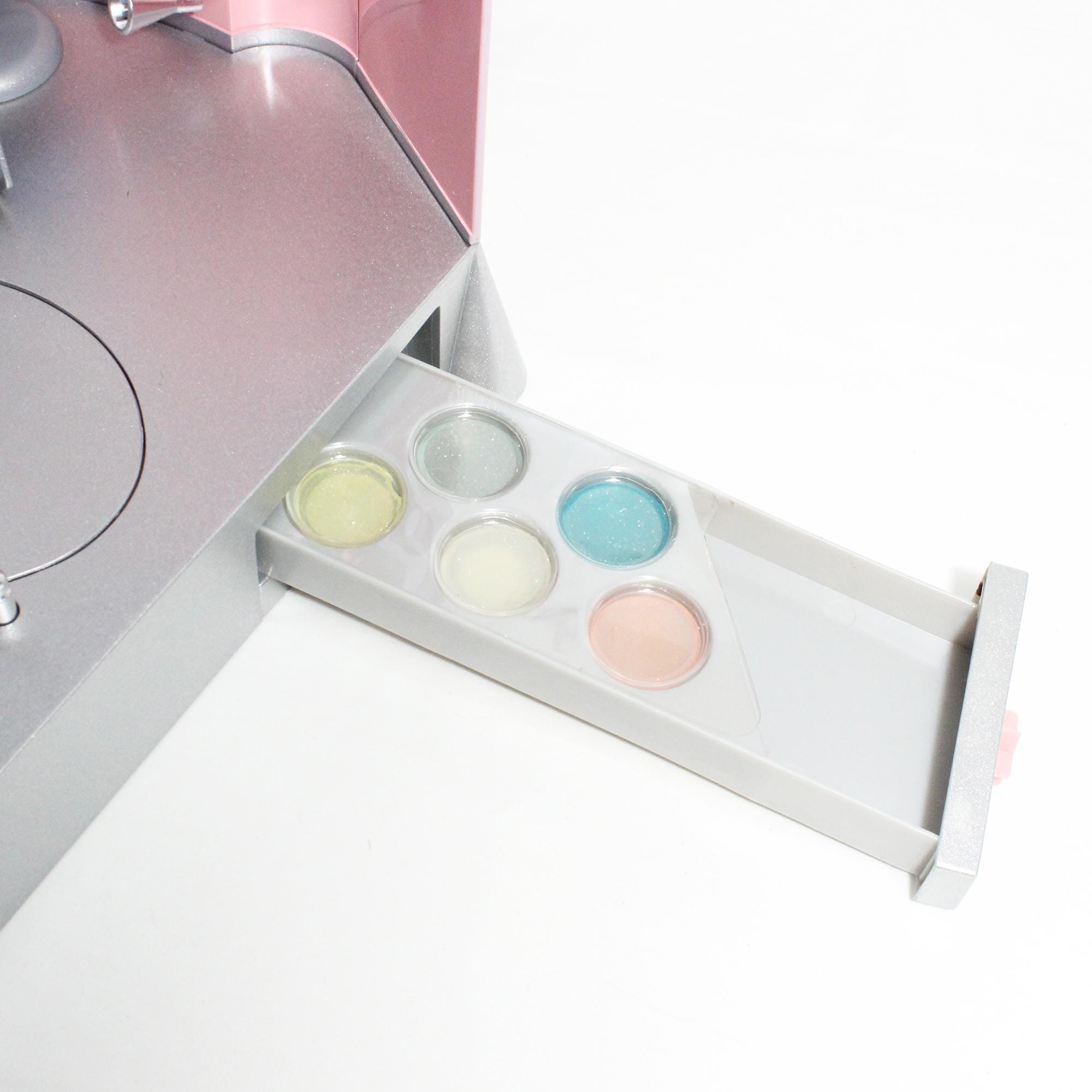 Bratz Stylin' Salon 'N' Spa Playset MGA Entertainment, Doll Salon ...