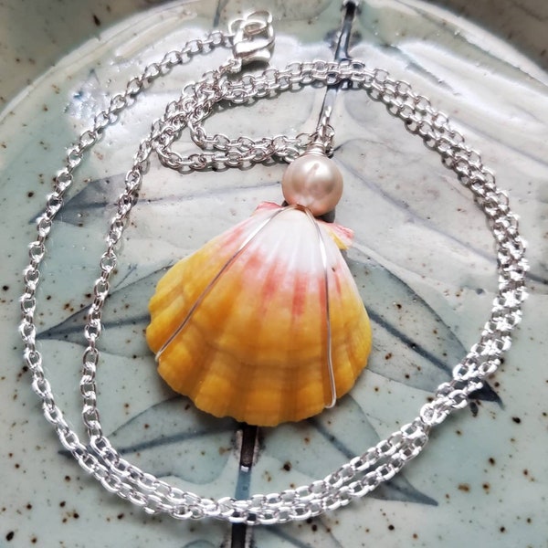 Sunrise Shell Necklace - Etsy