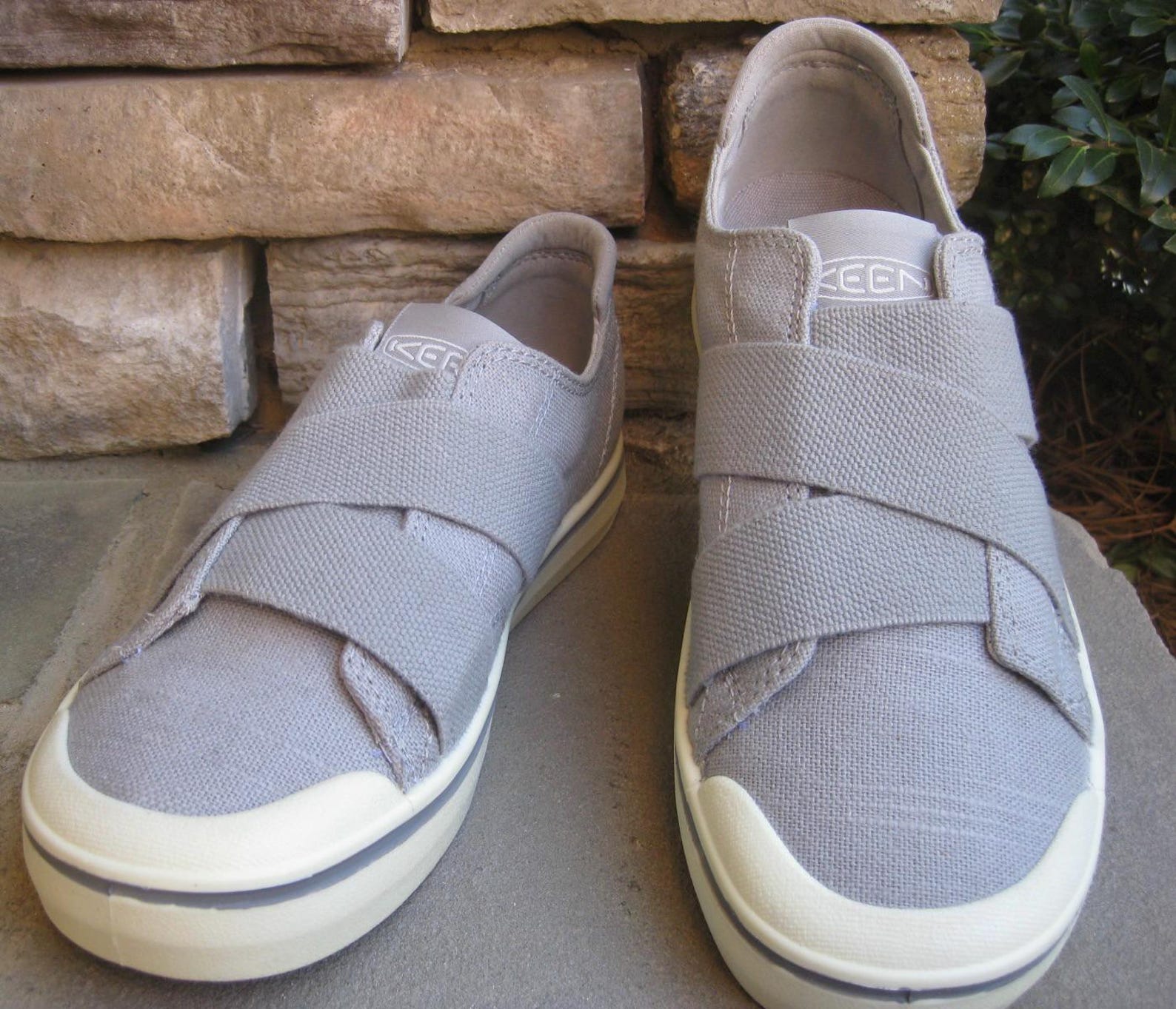 Size 7.5B KEEN Women's 'elsa IV Gore' Canvas Slip on Sneakers ~ Harbor ...