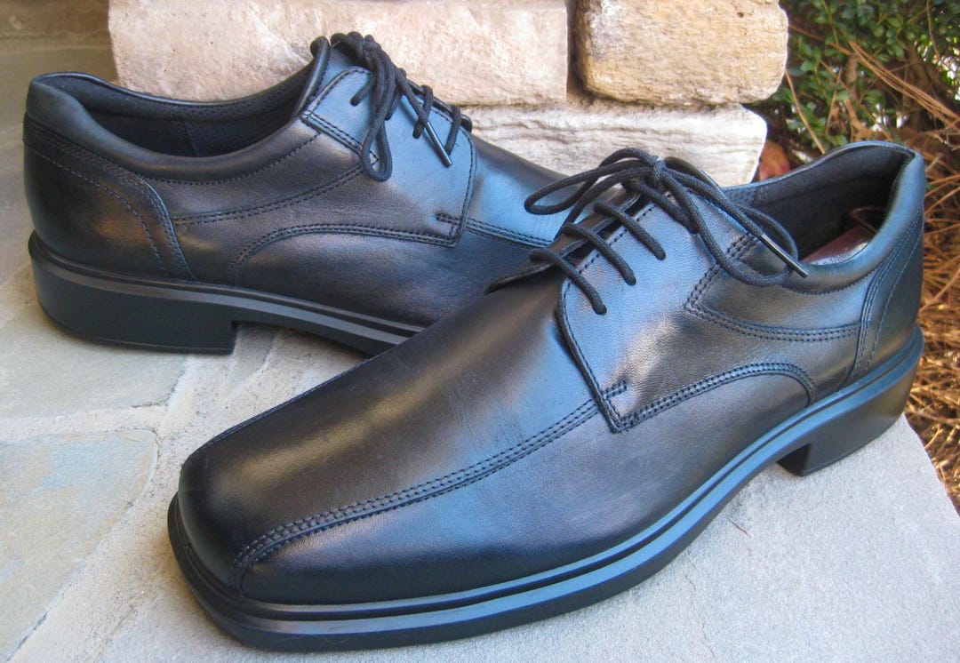 ECCO Men's Hand Sewn 'helsinki II' Leather Bicycle Toe Derby Shoes ...