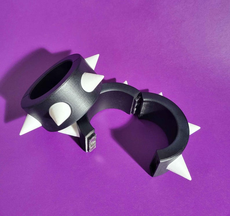 Magnetic Spiked Bowser Cuffs | Cosplay Fashion | Bowsette Susie Chun-li ...