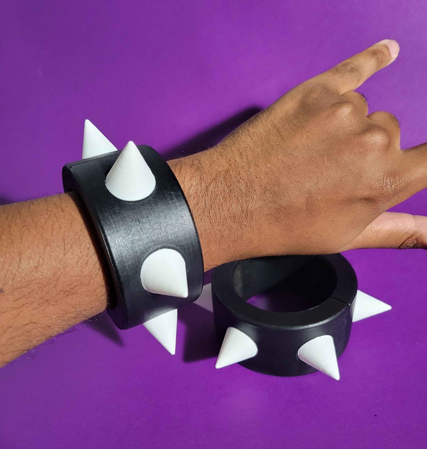 Magnetic Spiked Bowser Cuffs | Cosplay Fashion | Bowsette Susie Chun-li ...