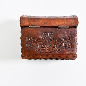 Vintage Handmade Tooled Leather and Wood Trinket Box Peru Inca Design ...