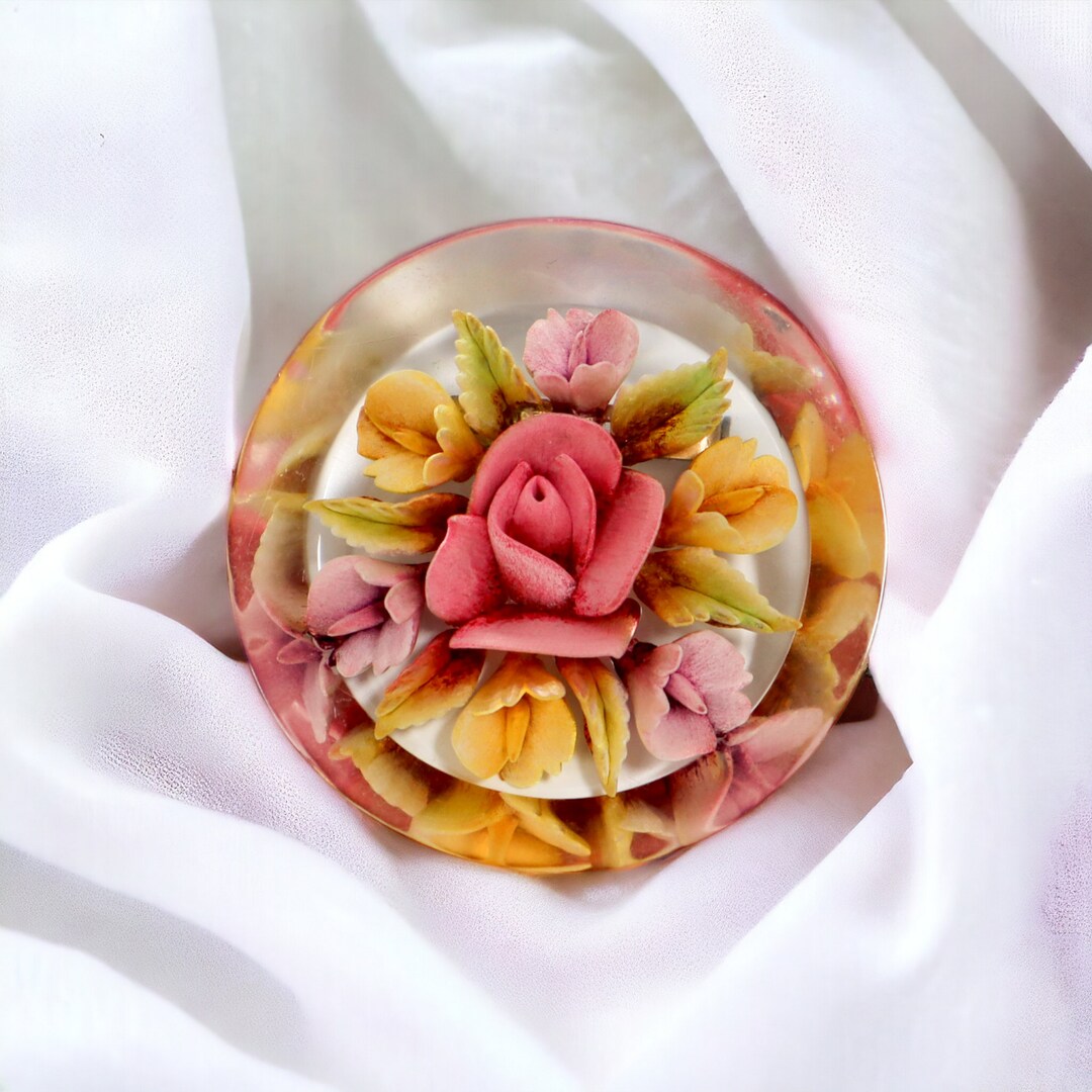 Reverse Carved and Painted Lucite Flower Brooch Vintage - Etsy