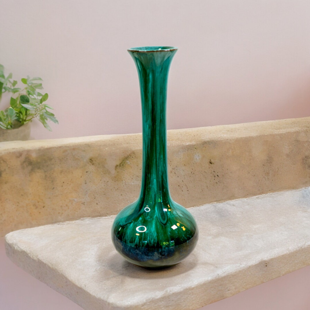 Vintage Long Neck Blue Mountain Pottery Vase Mod Mid Century Modern ...