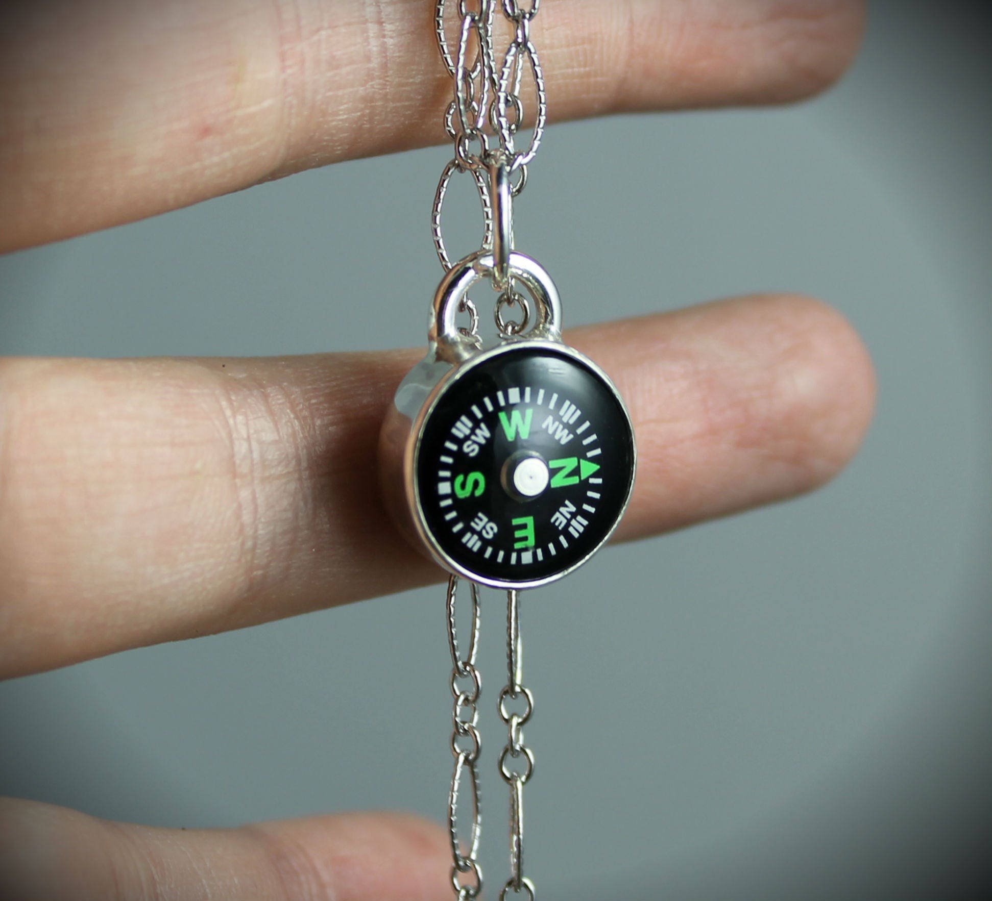 Working Compass Silver Pendant Necklace - MADE TO ORDER - Etsy