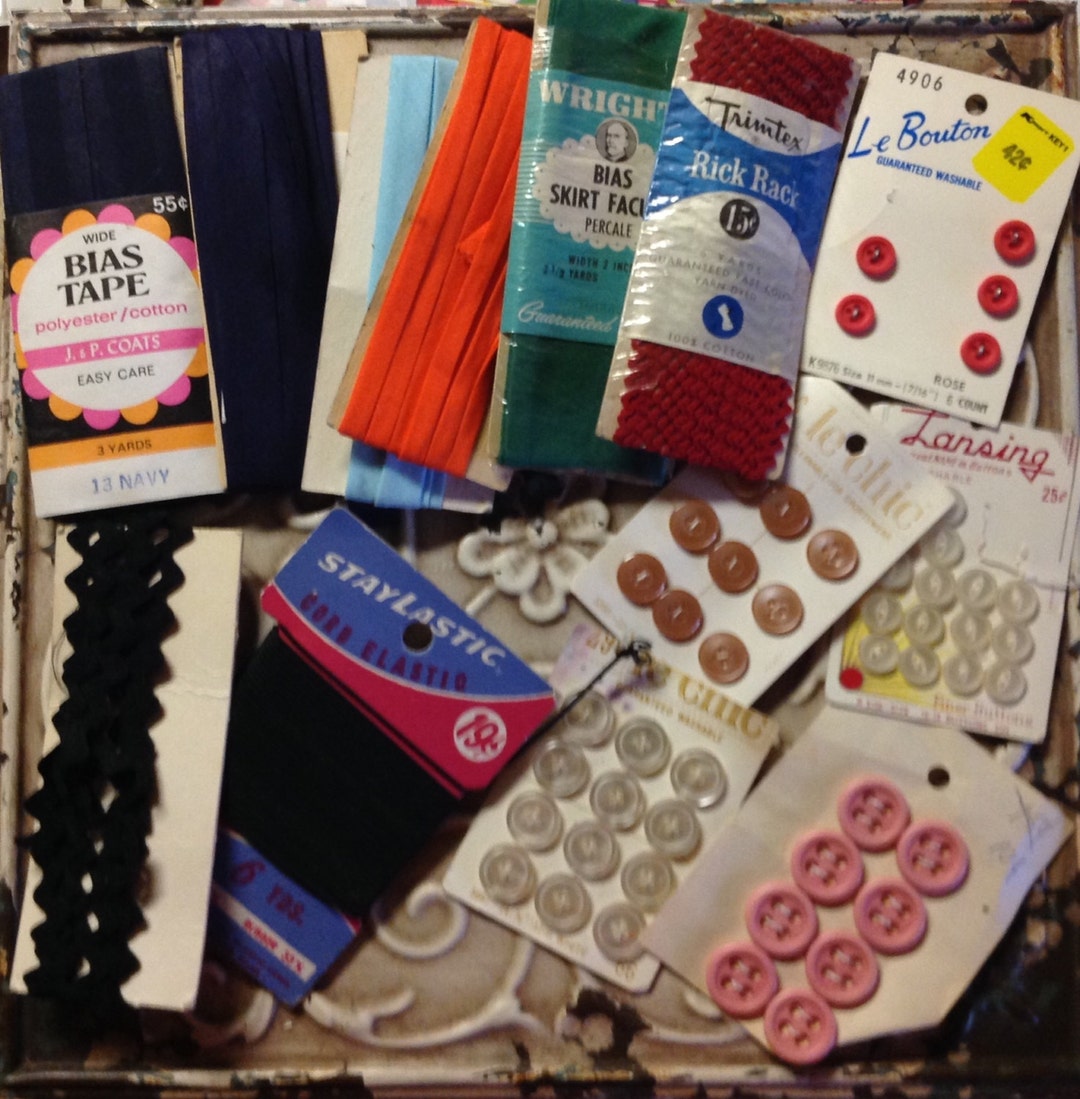Lot of Sewing Notions - Vintage Buttons on Their Own Cards - Ric Rac ...
