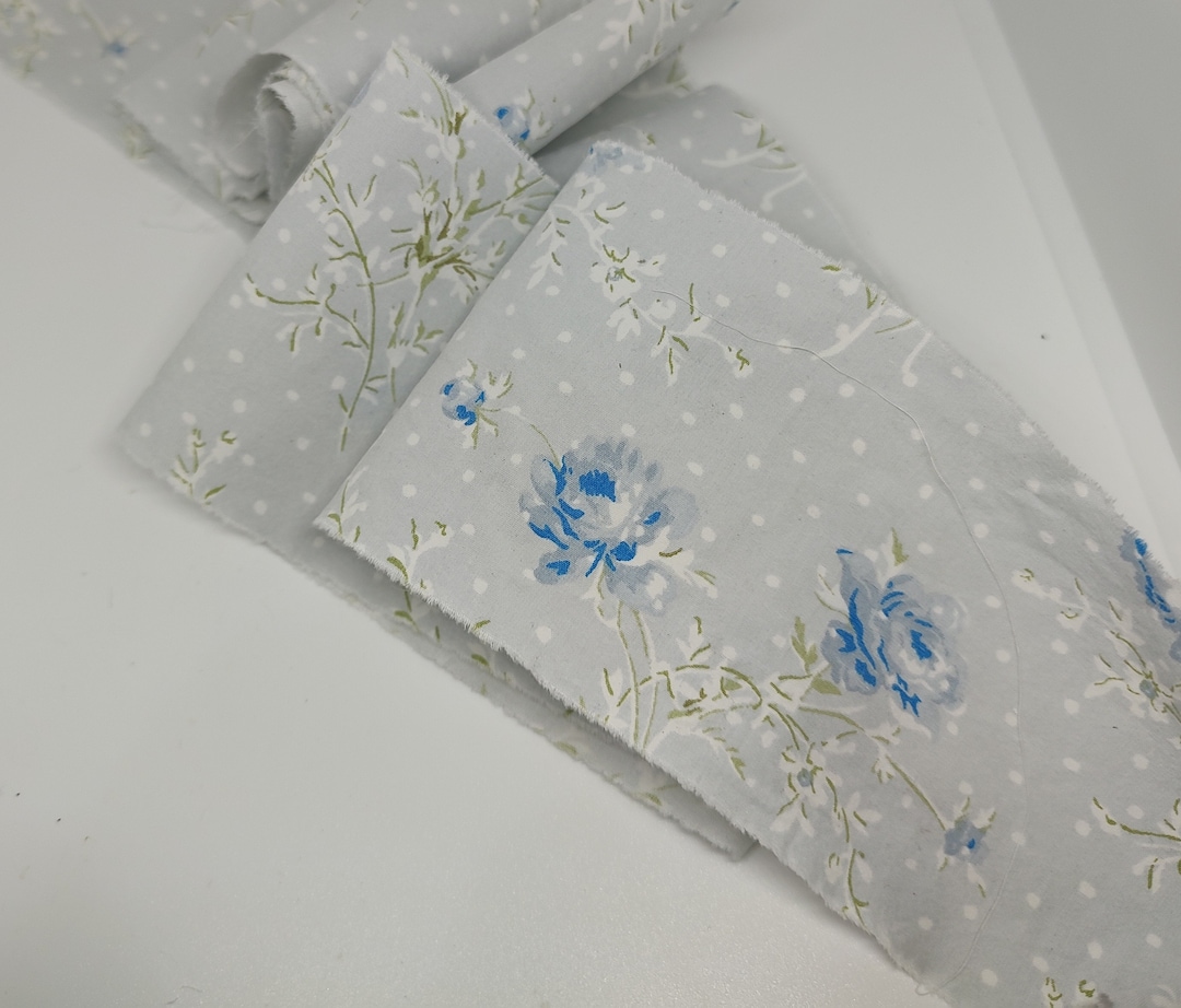 RARE Lovely Shabby Chic Blue Roses on Dotted Background - 3" by 35" - Etsy