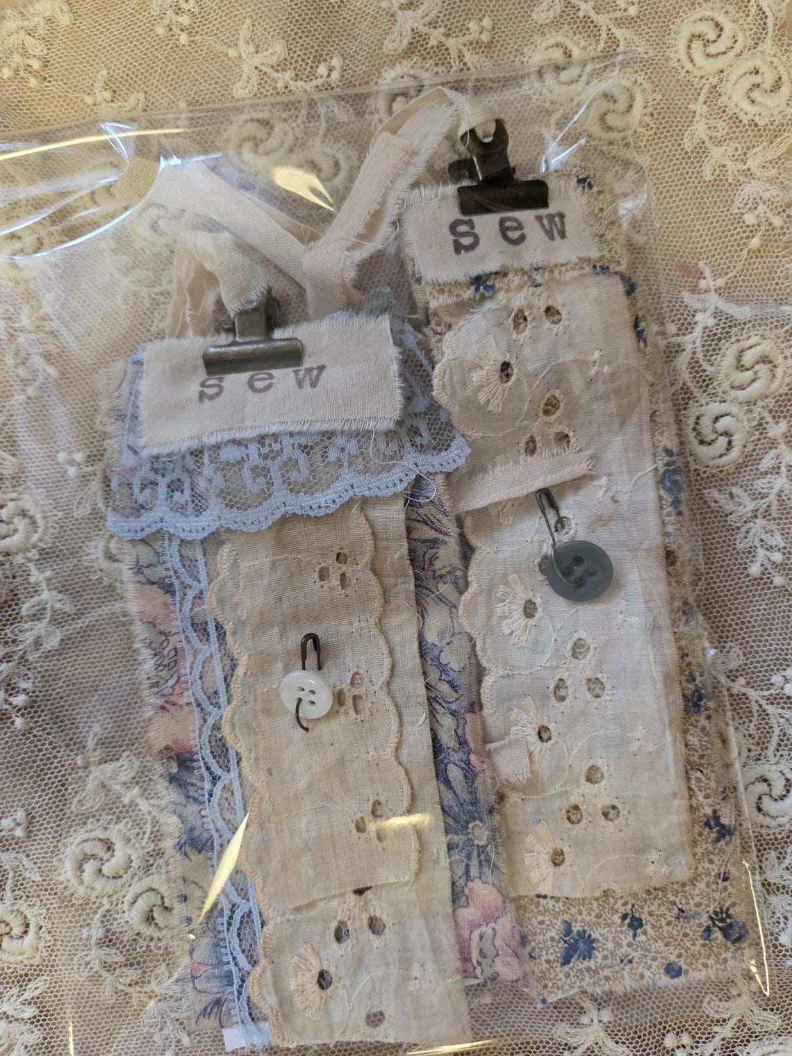 HOMESTEAD GATHERING - Set of 2 Vintage Lace and Fabric Samplers - Etsy