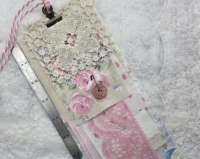 Vintage Quilt Blocks and Lace - 10 Pieces - Fabric Journaling - Needle ...