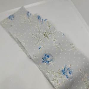 RARE Lovely Shabby Chic Blue Roses on Dotted Background - 3" by 35" - Etsy